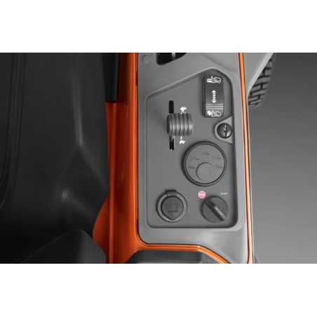 Tondeuse autoportée Husqvarna RC318T - LOXAGRI LAMBIN